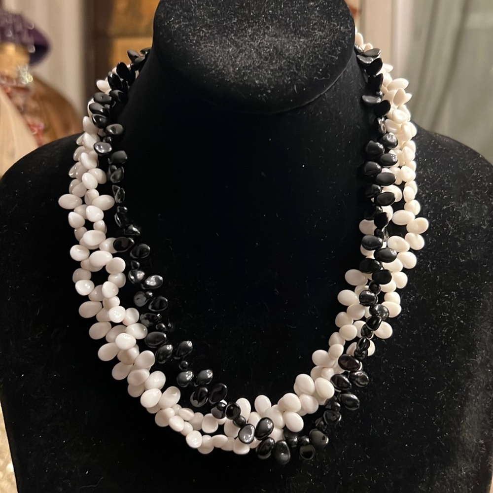 Vintage 1960s Lucite Three Strand, Black-And-White Re… - Gem